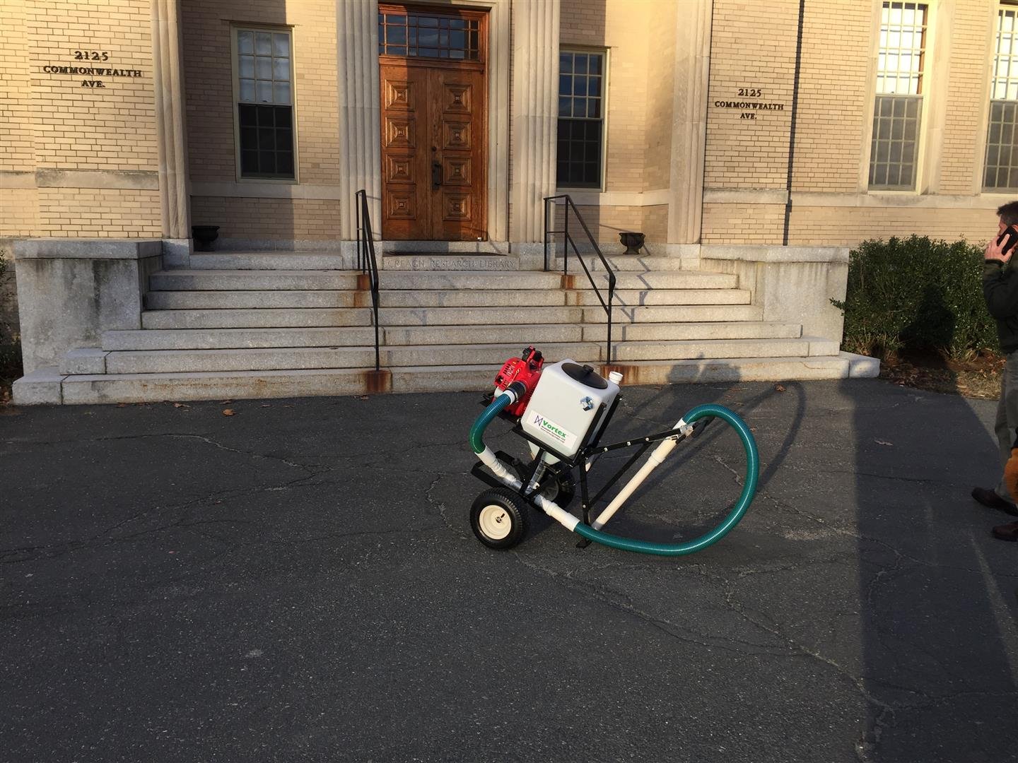 Vortex Granular Spreaders